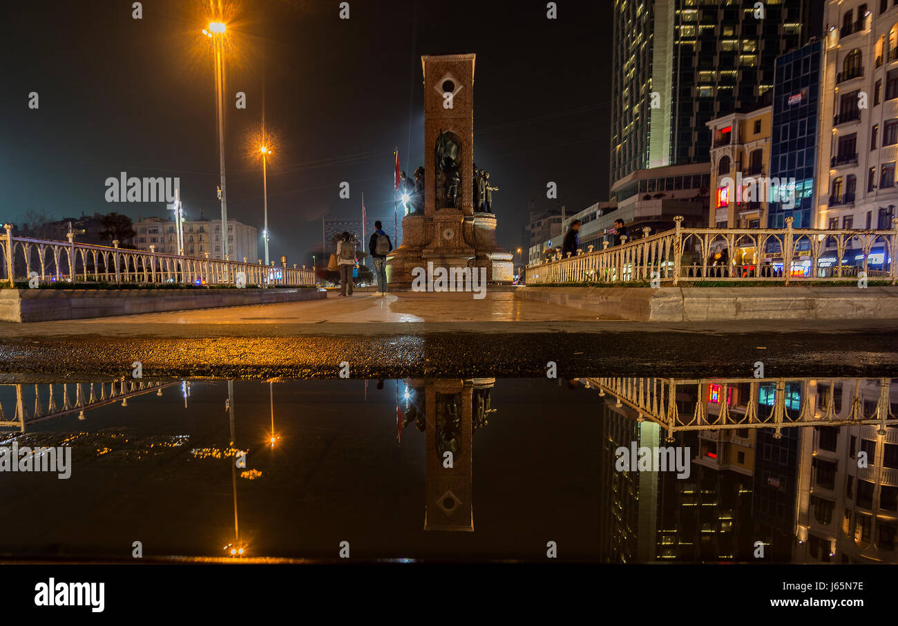 Republic square park and monument of independence hi-res stock ...