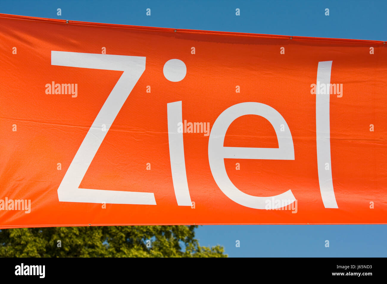 flag aim goal end event competition race sign signal sport sports flag ...