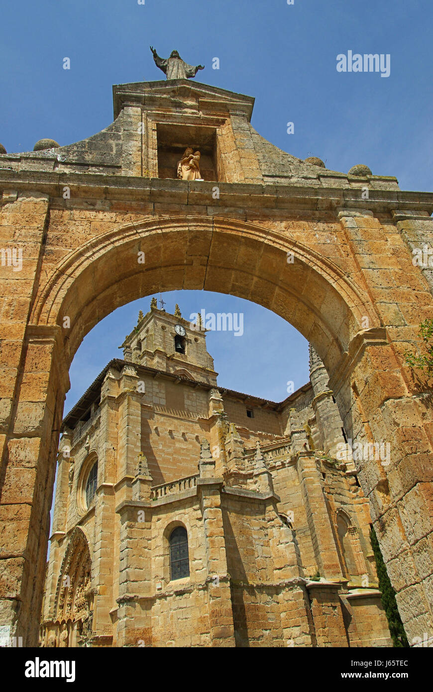 church spain tower historical church stone goal passage gate archgway ...