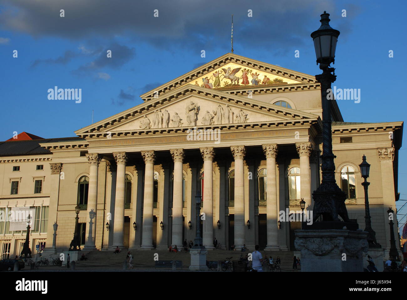 Bavarian state opera house hi-res stock photography and images - Alamy