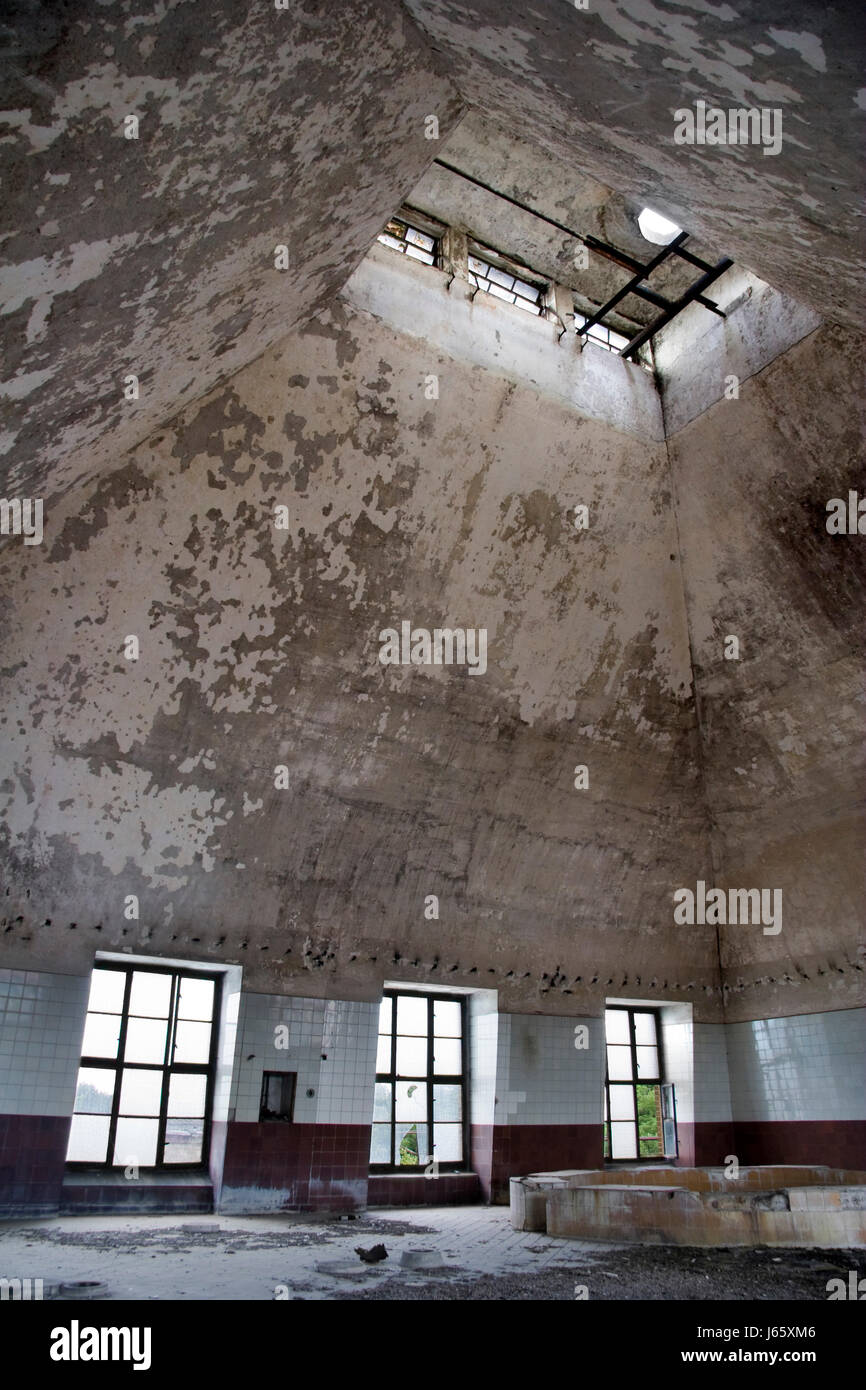 hall industry work factory vacant high pressure area walls hall house ...