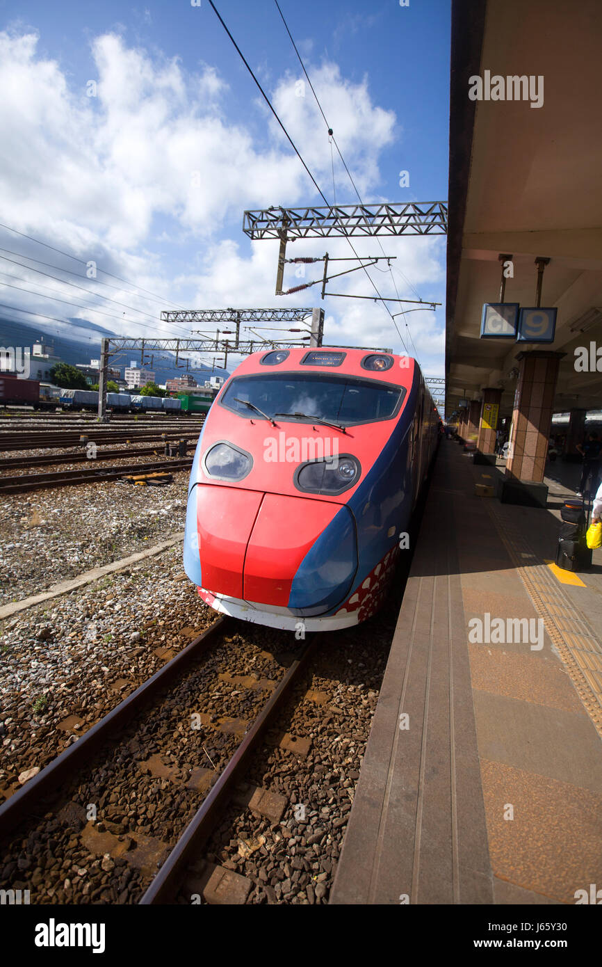 Taiwan railway hi-res stock photography and images - Alamy