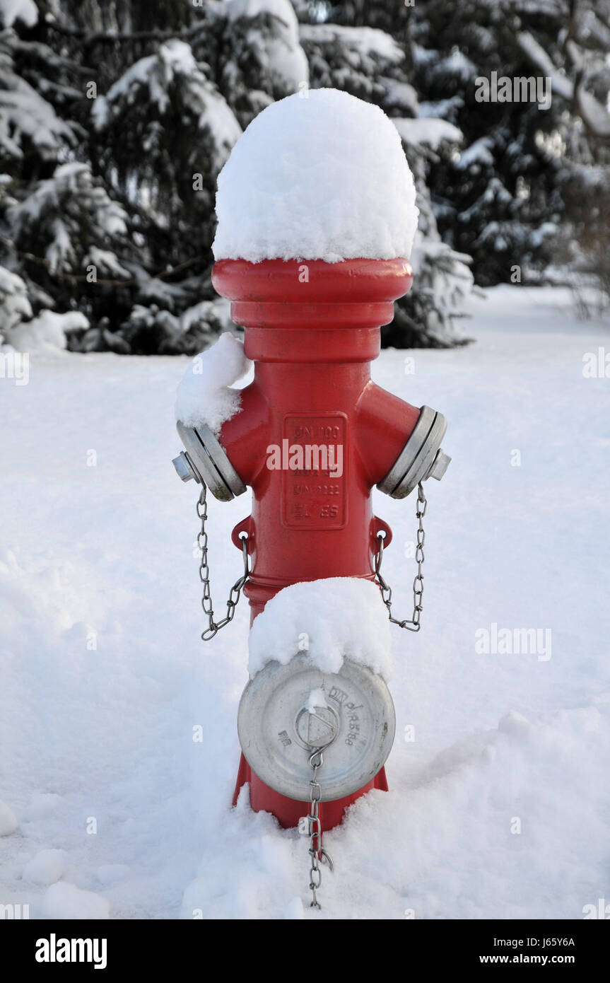 hydrant in winter Stock Photo - Alamy