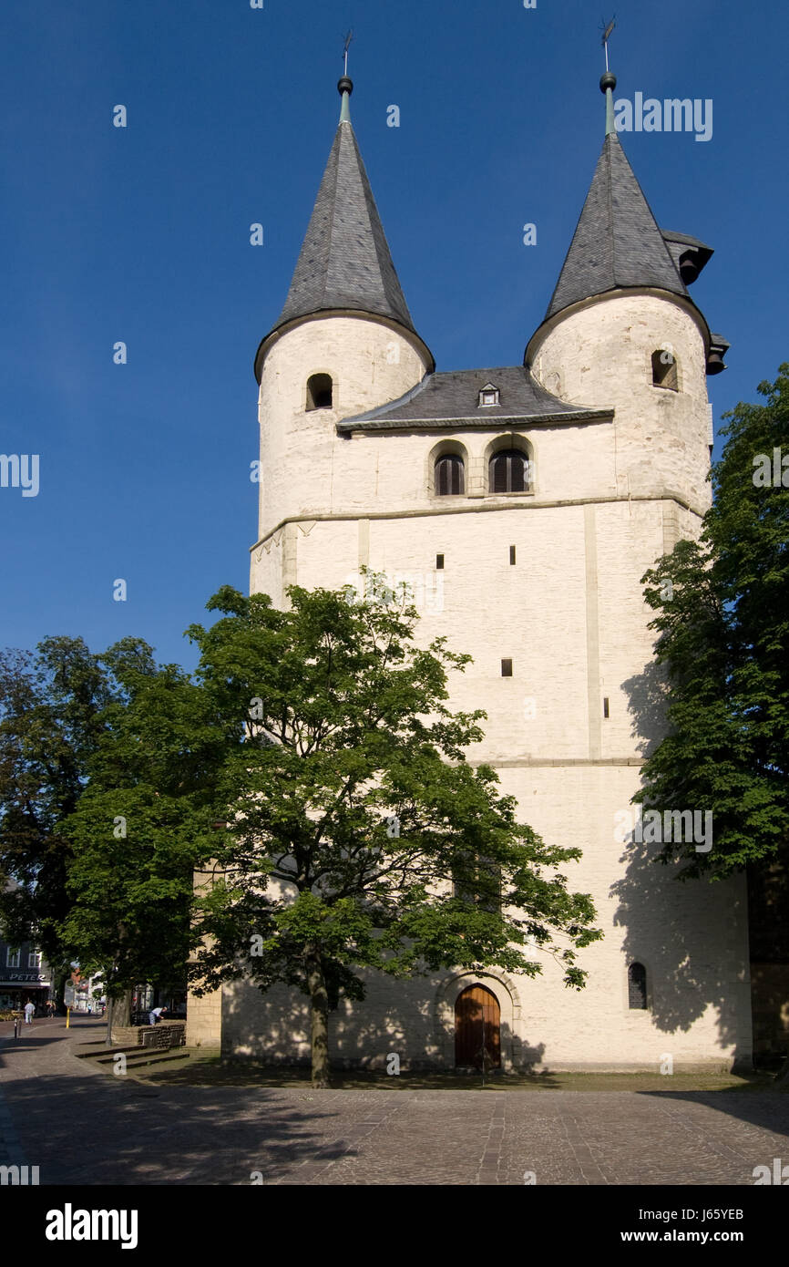 belief window porthole dormer window pane style of construction ...