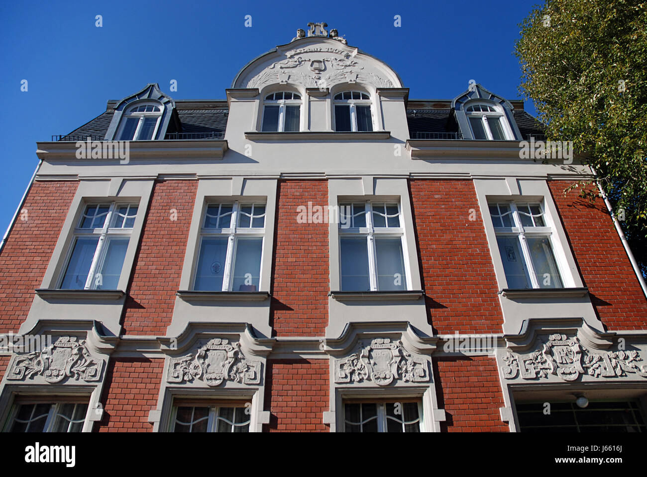 facade style of construction architecture architectural style ...