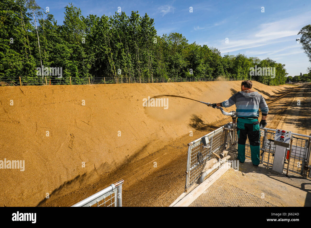 Hydroseeding, renaturation, recultivation, stream water ...