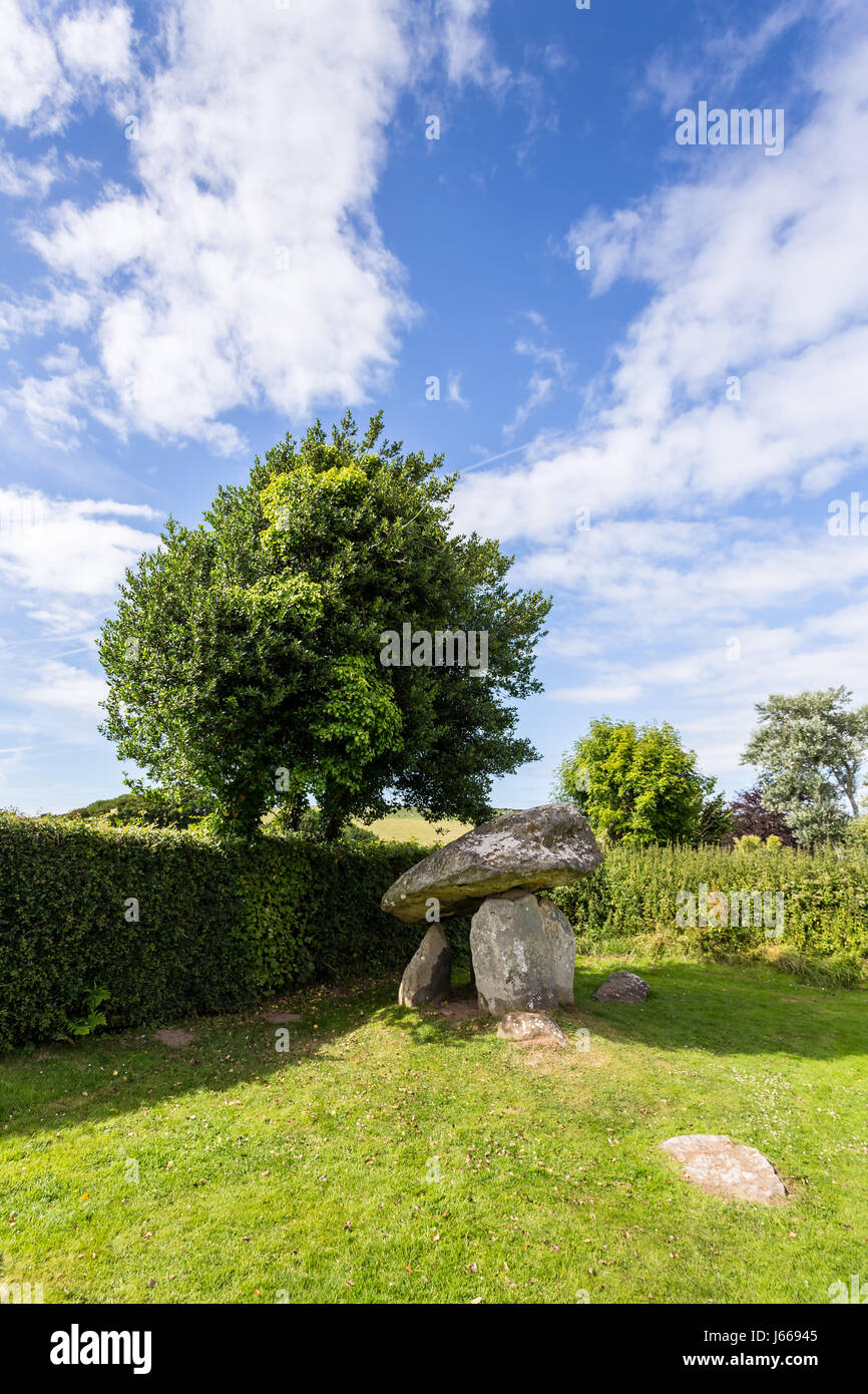 Carreg Coetan Arthur megalthic grave - Newport, Pembrokeshire, Wales ...