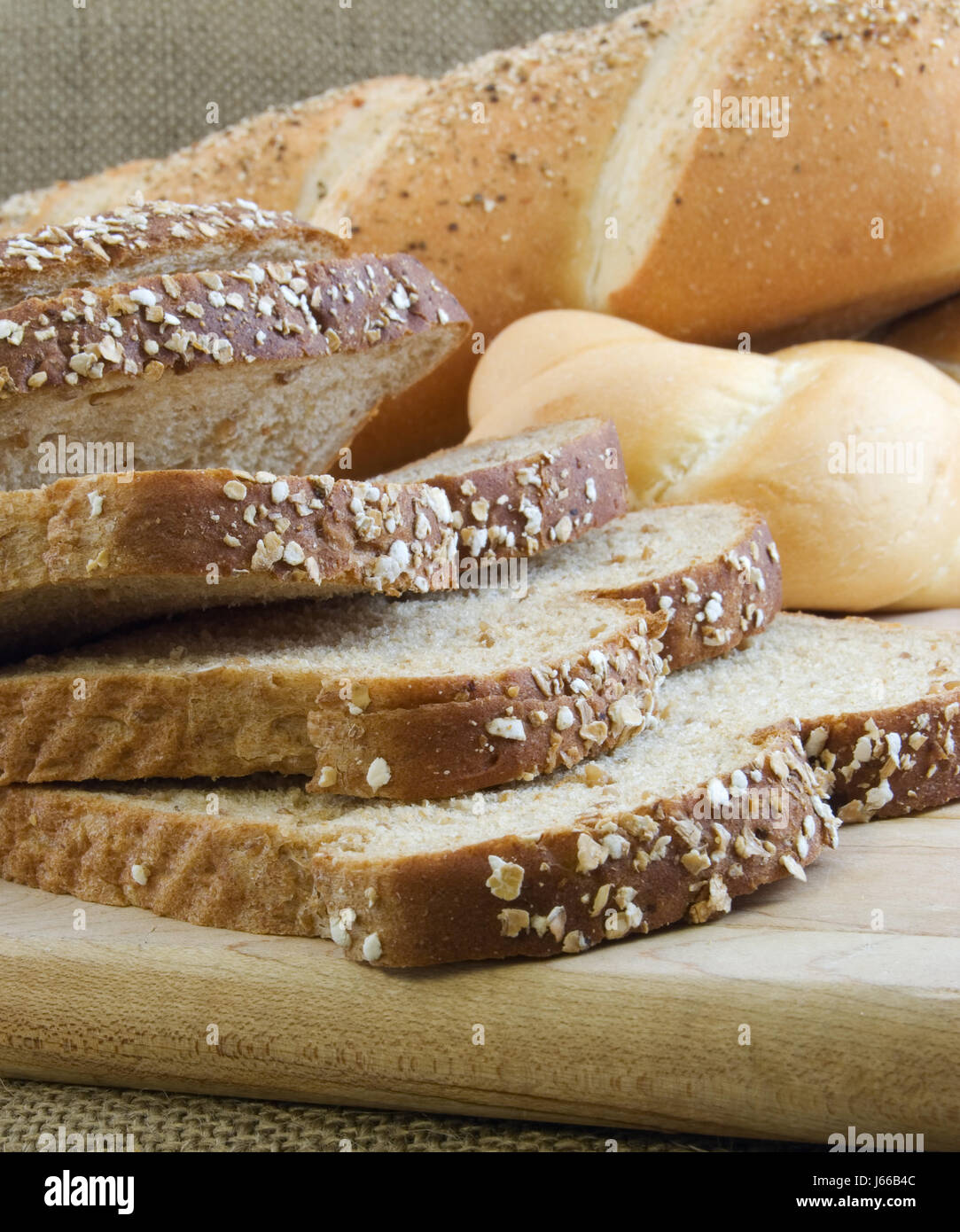 food aliment bread brown brownish brunette wheat loaf rolls rollers ...