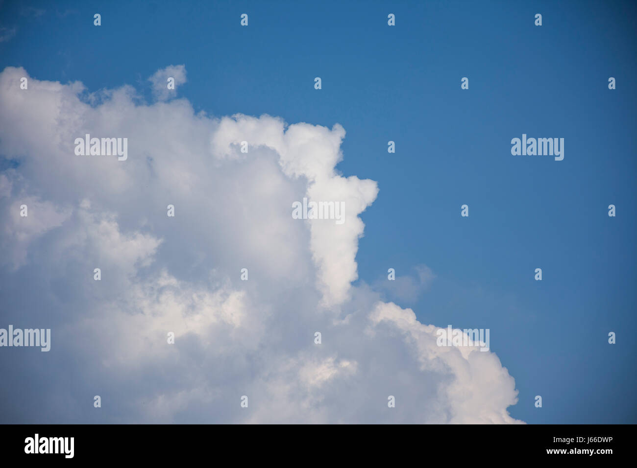 Cloude shape hi-res stock photography and images - Alamy