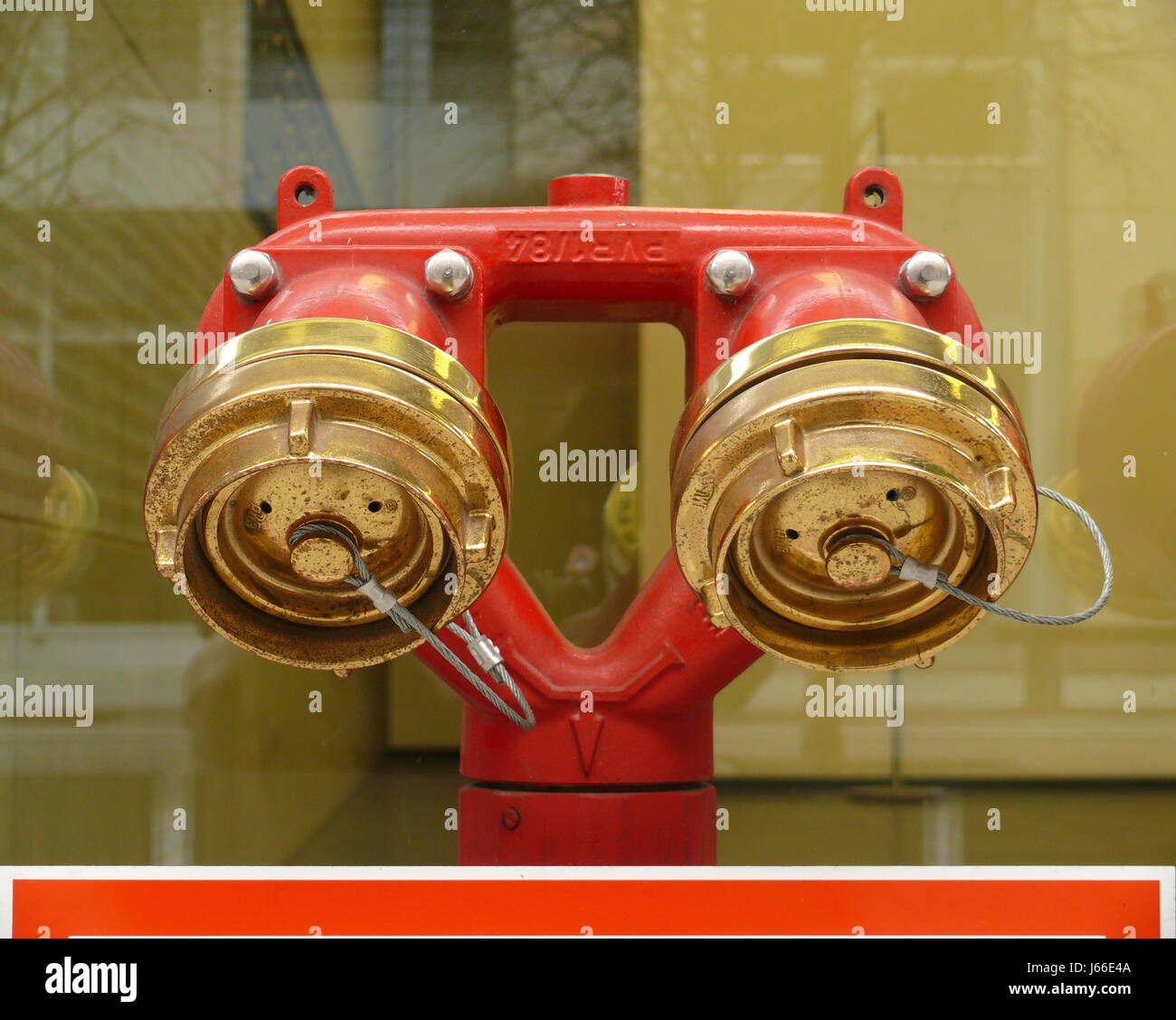 Fireplug fire signaling water firefighting hi-res stock photography and ...