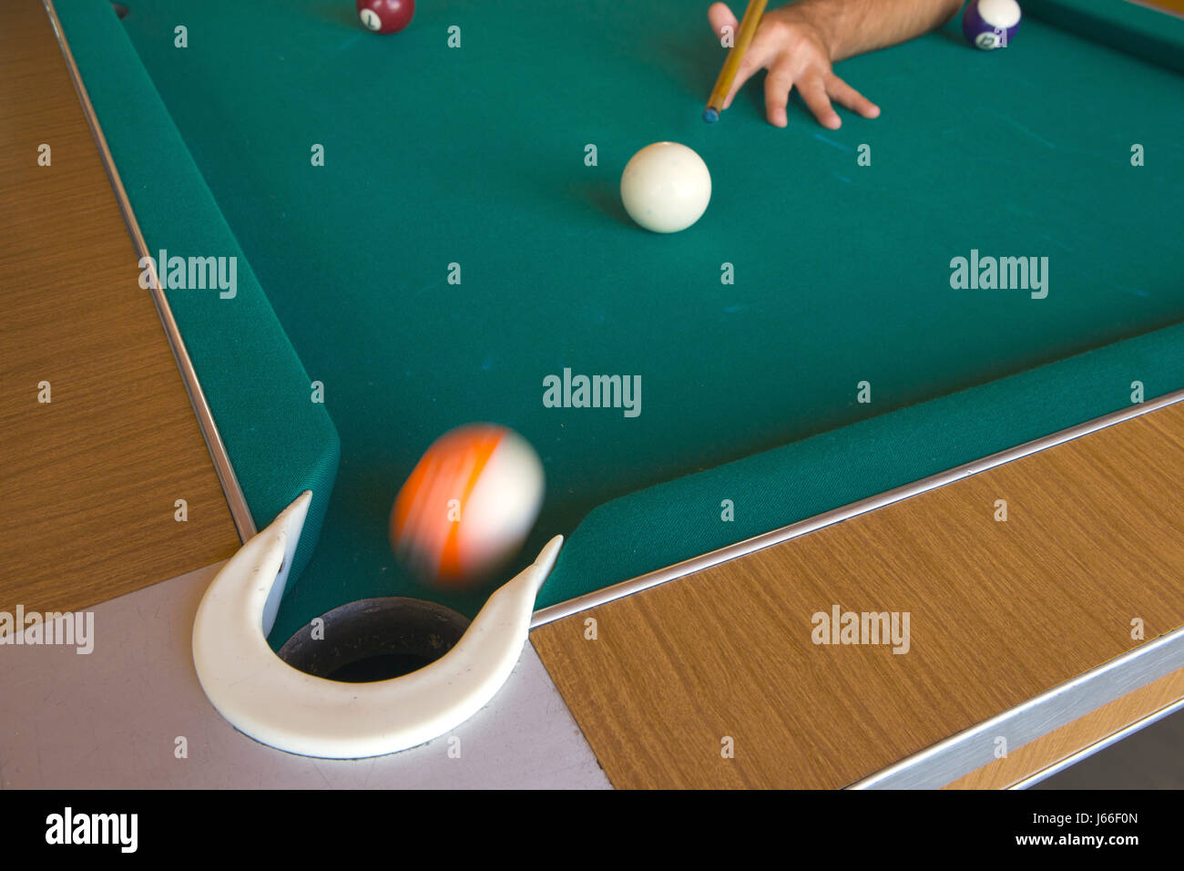 entertainment game tournament play playing plays played ball billiards ...
