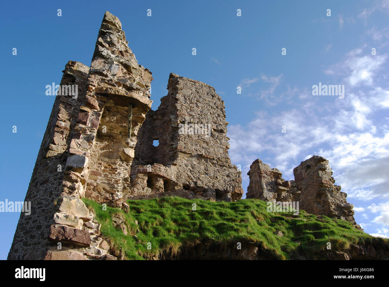 ruin scotland medieval castle abandoned chateau monument ruin decay ...