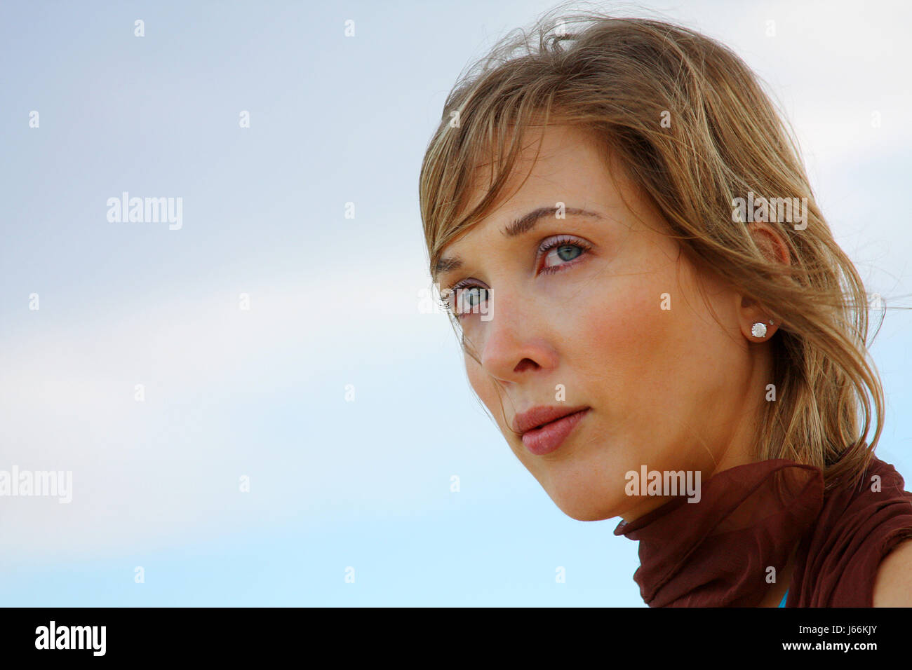 woman face portrait eyes look glancing see view looking peeking looking ...