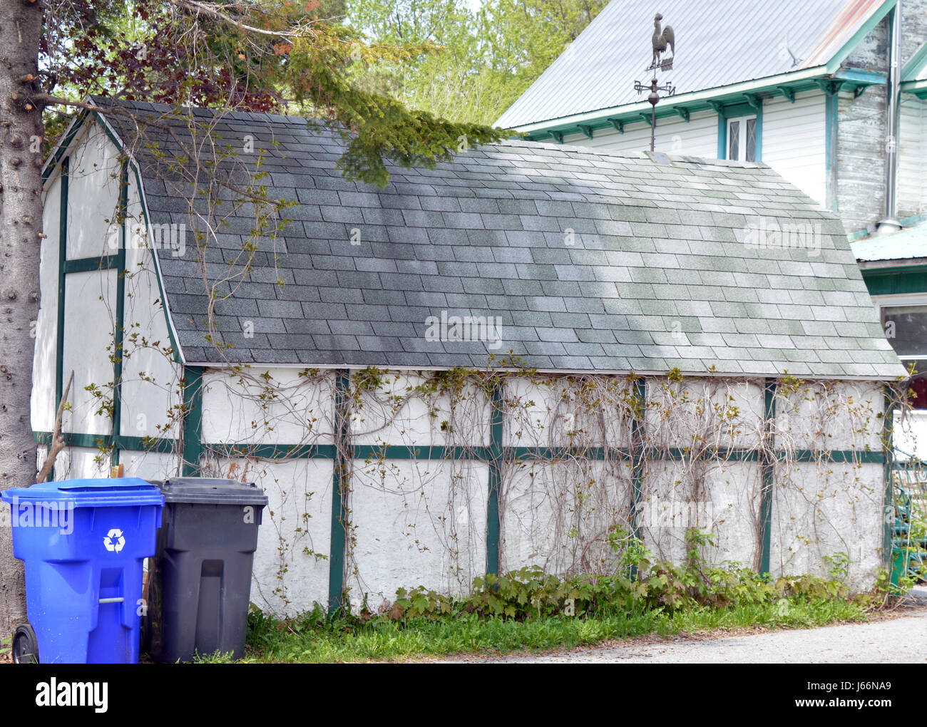 Reduce reuse recycle bins hi-res stock photography and images - Alamy