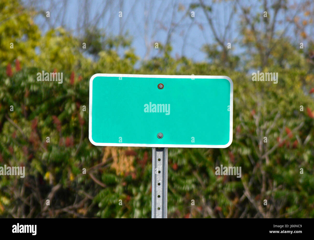 Blank street sign hi-res stock photography and images - Alamy
