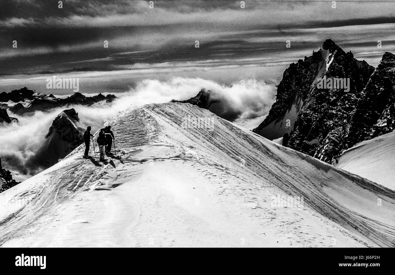 Black piste hi-res stock photography and images - Alamy