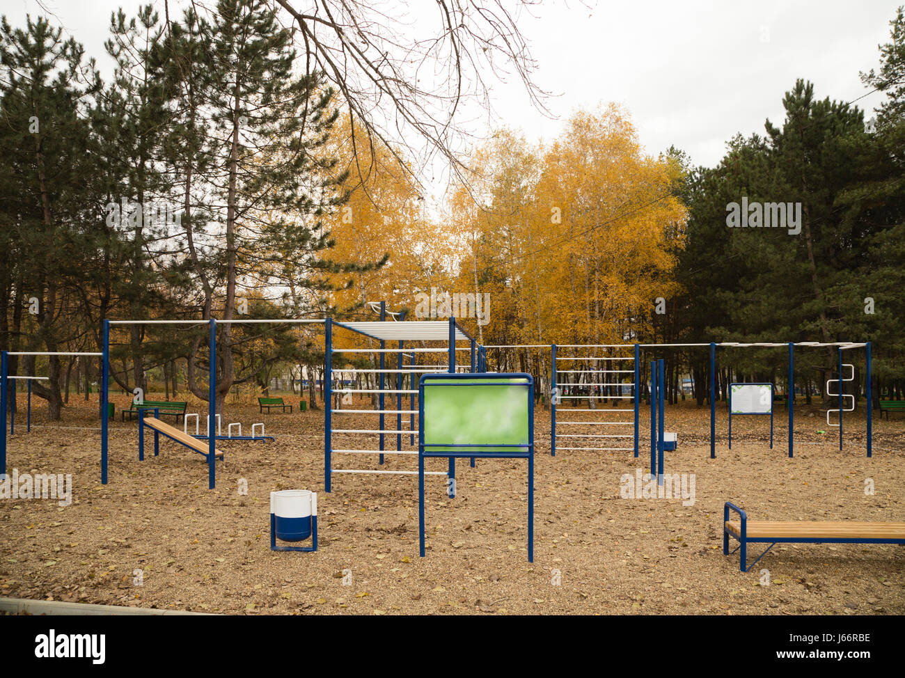 Autumn urban landscape. Sports ground at the park Stock Photo - Alamy