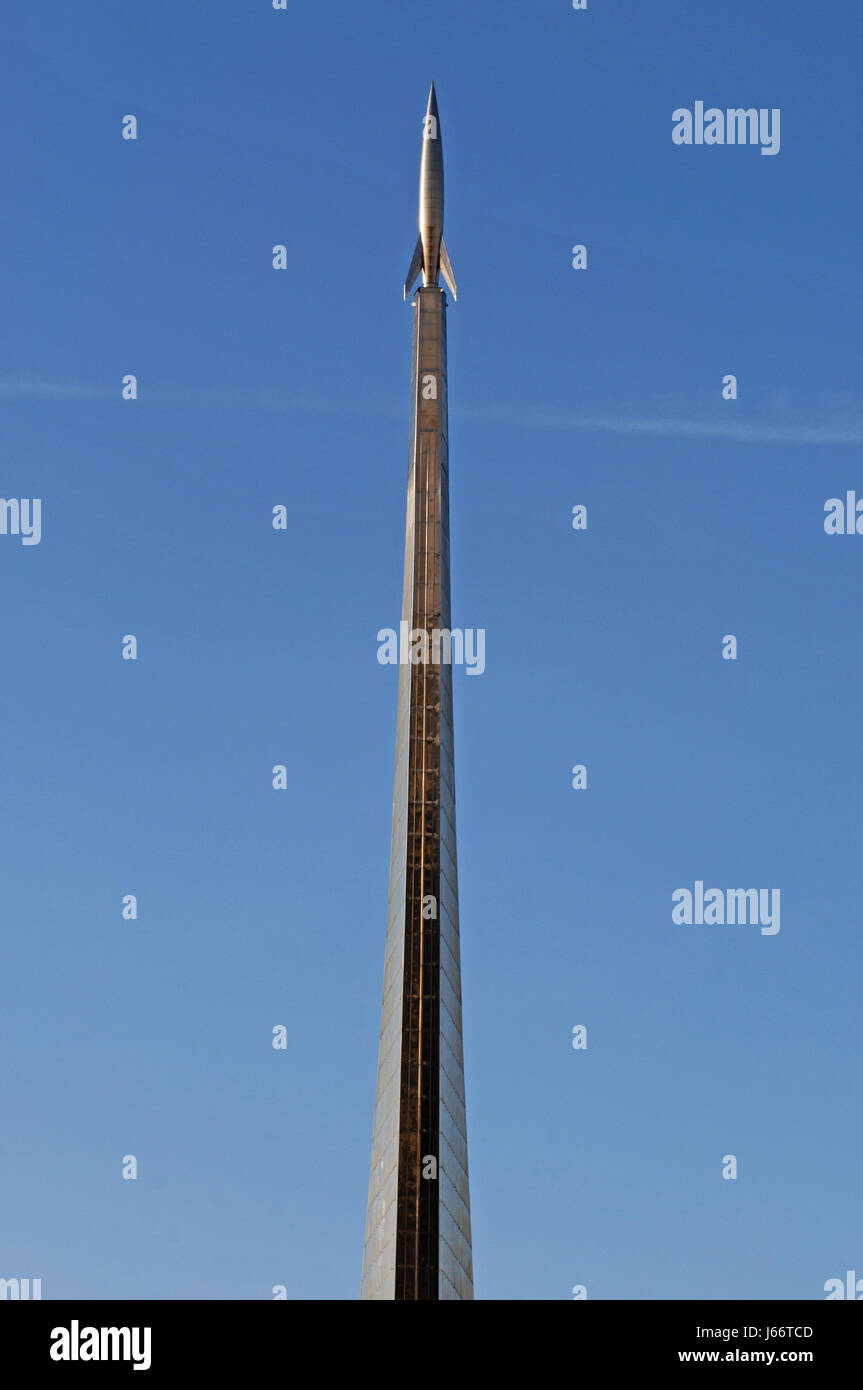 Moscow, Russia: view of the Monument to the Conquerors of Space, built ...