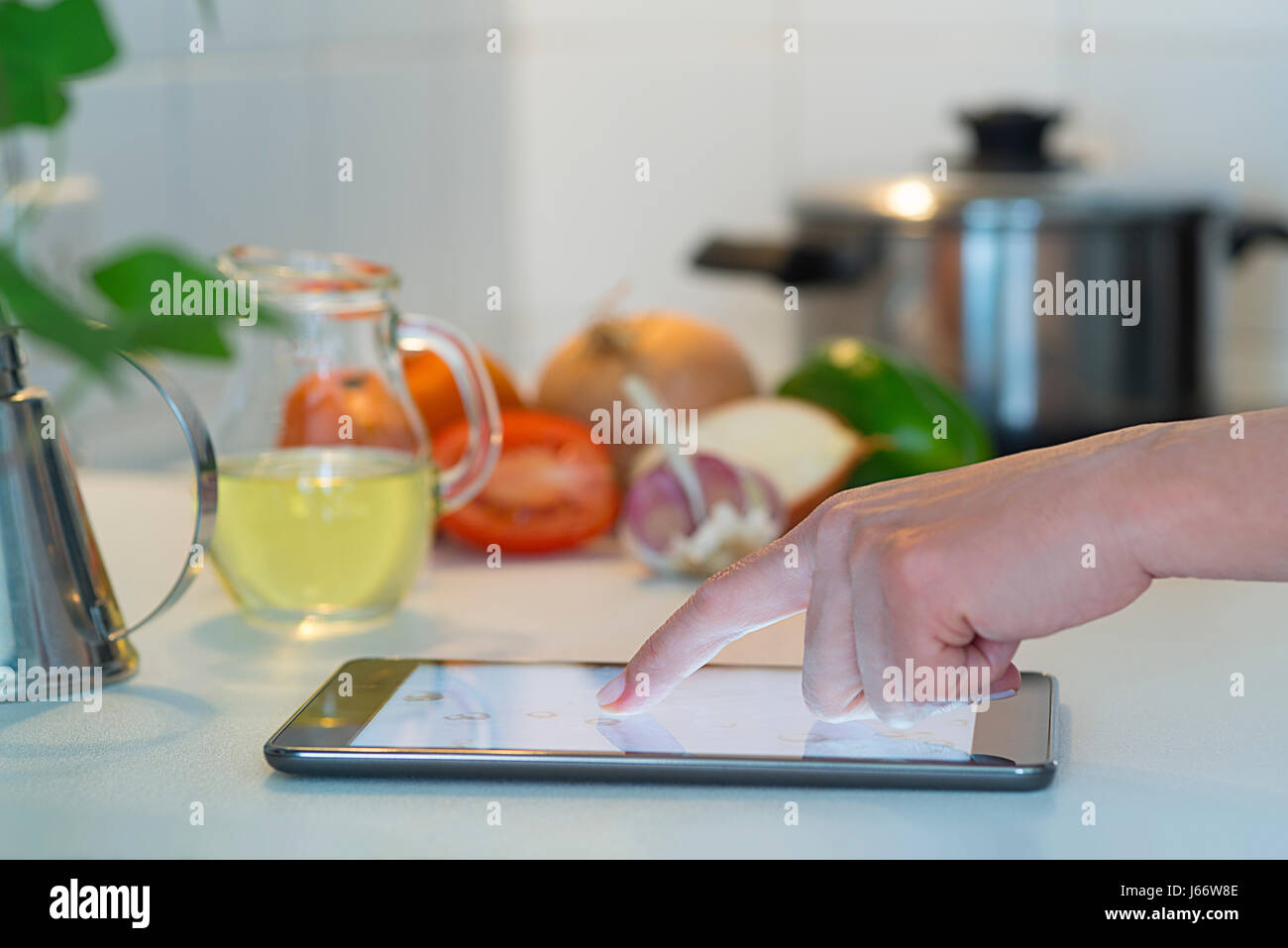Technology in the kitchen hi-res stock photography and images - Alamy