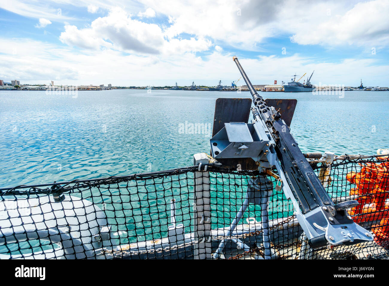 Firing large artillery guns hi-res stock photography and images - Alamy