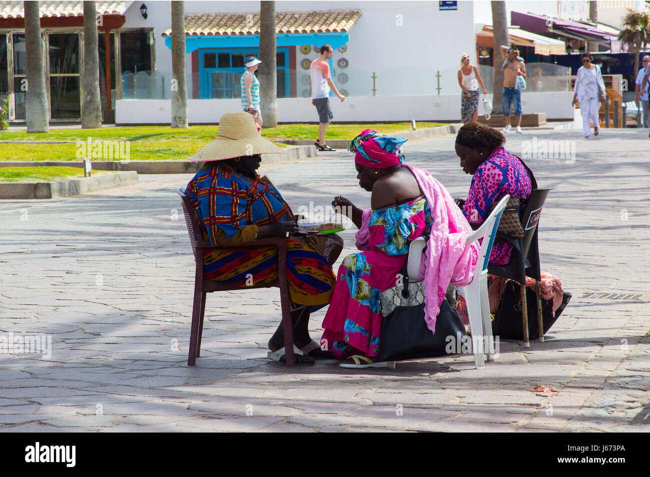 Traditional african colours hi-res stock photography and images - Alamy