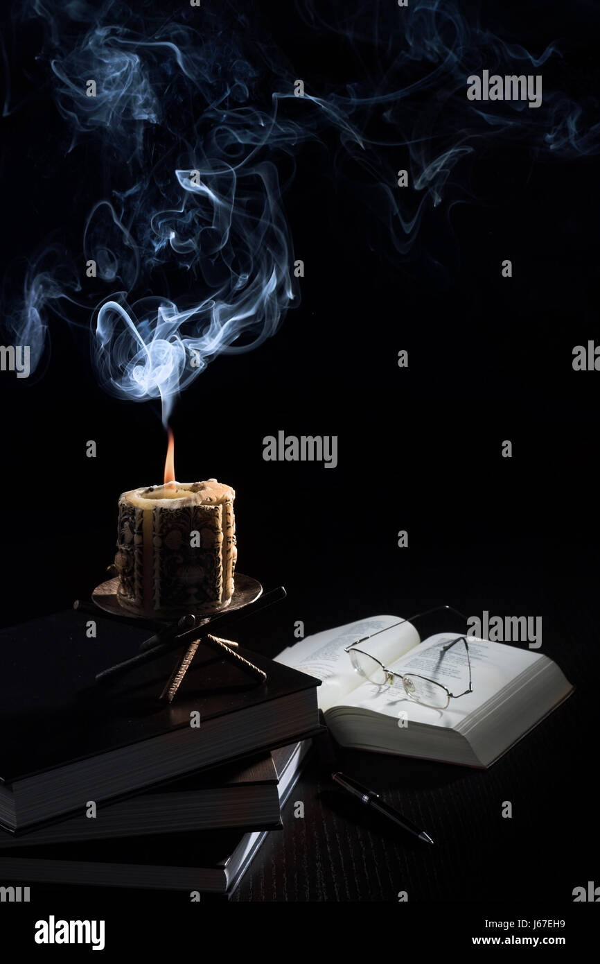 Smoke pencil hi-res stock photography and images - Alamy