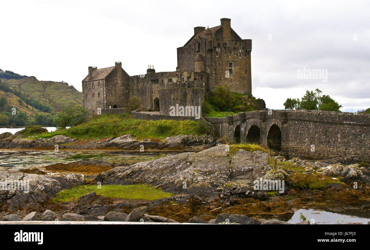 bridge coast clan castle clouds ancient chateau bridge ruin cloudy ...
