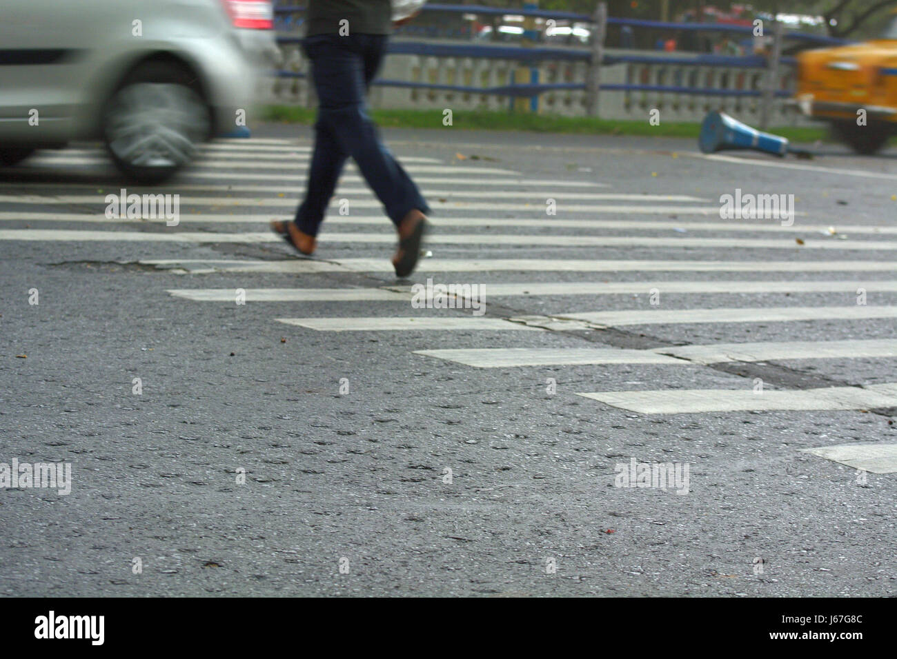Pedestrian crossing road Stock Photo - Alamy