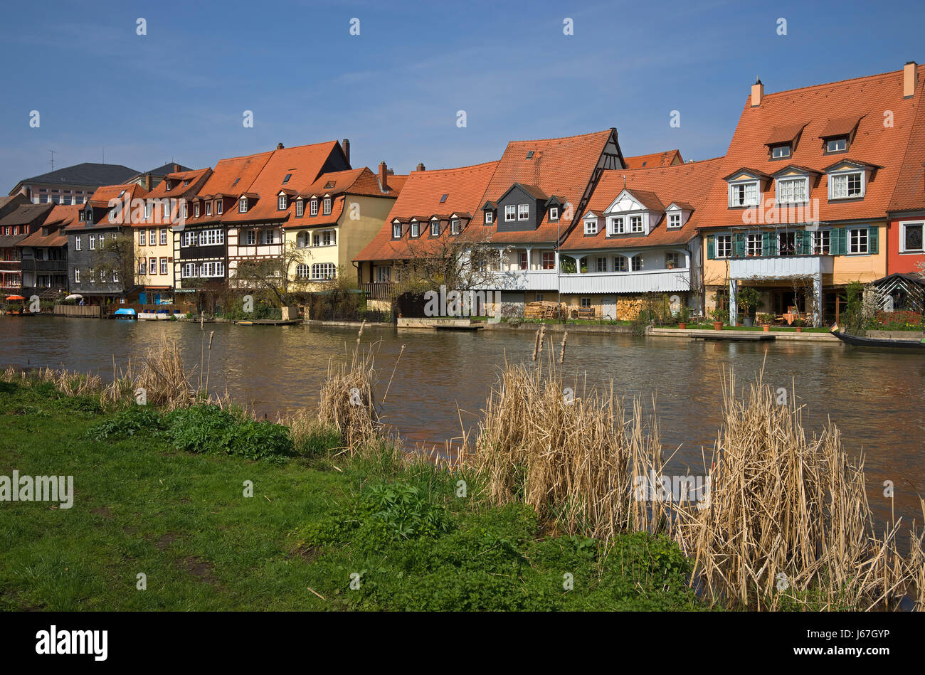 Old tenements hi-res stock photography and images - Alamy