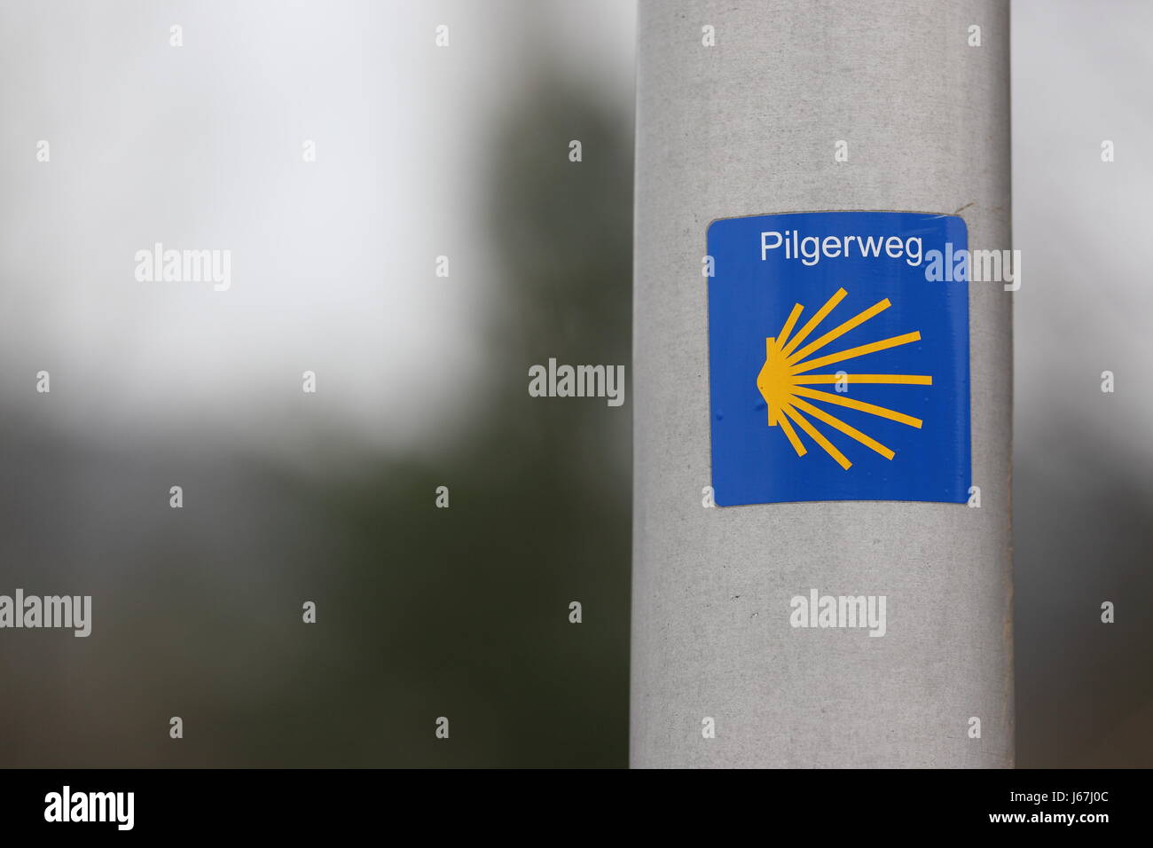 sign signal hike go hiking ramble rambler signpost pilgrim migrate ...