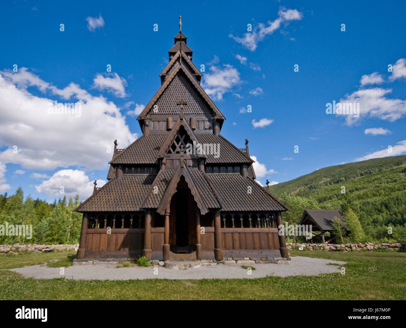 church cathedral style of construction architecture architectural style ...