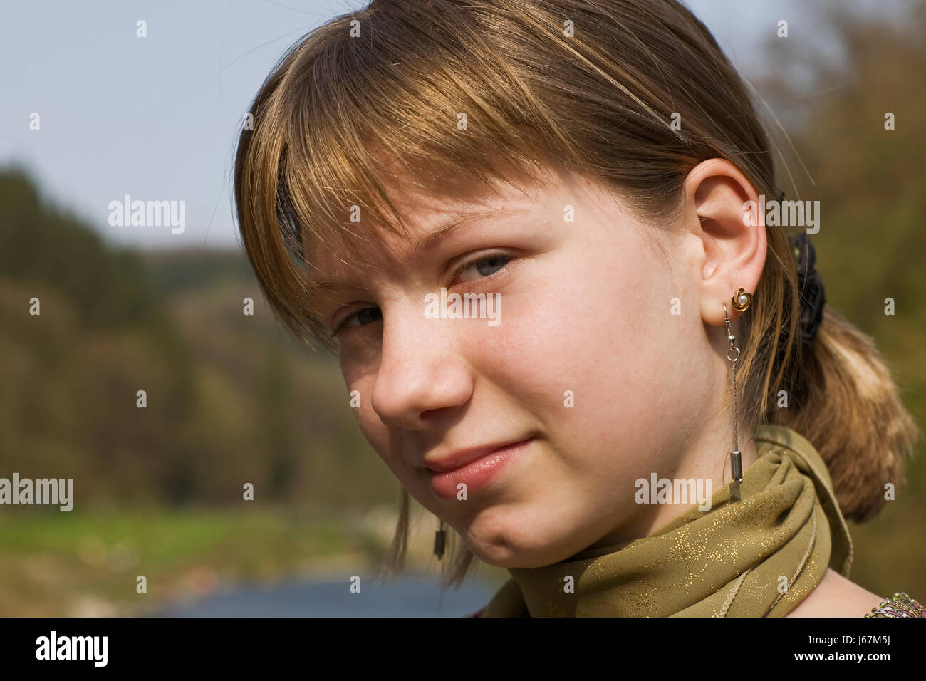 dreamy face portrait dream teenager child girl girls head dreamy face ...