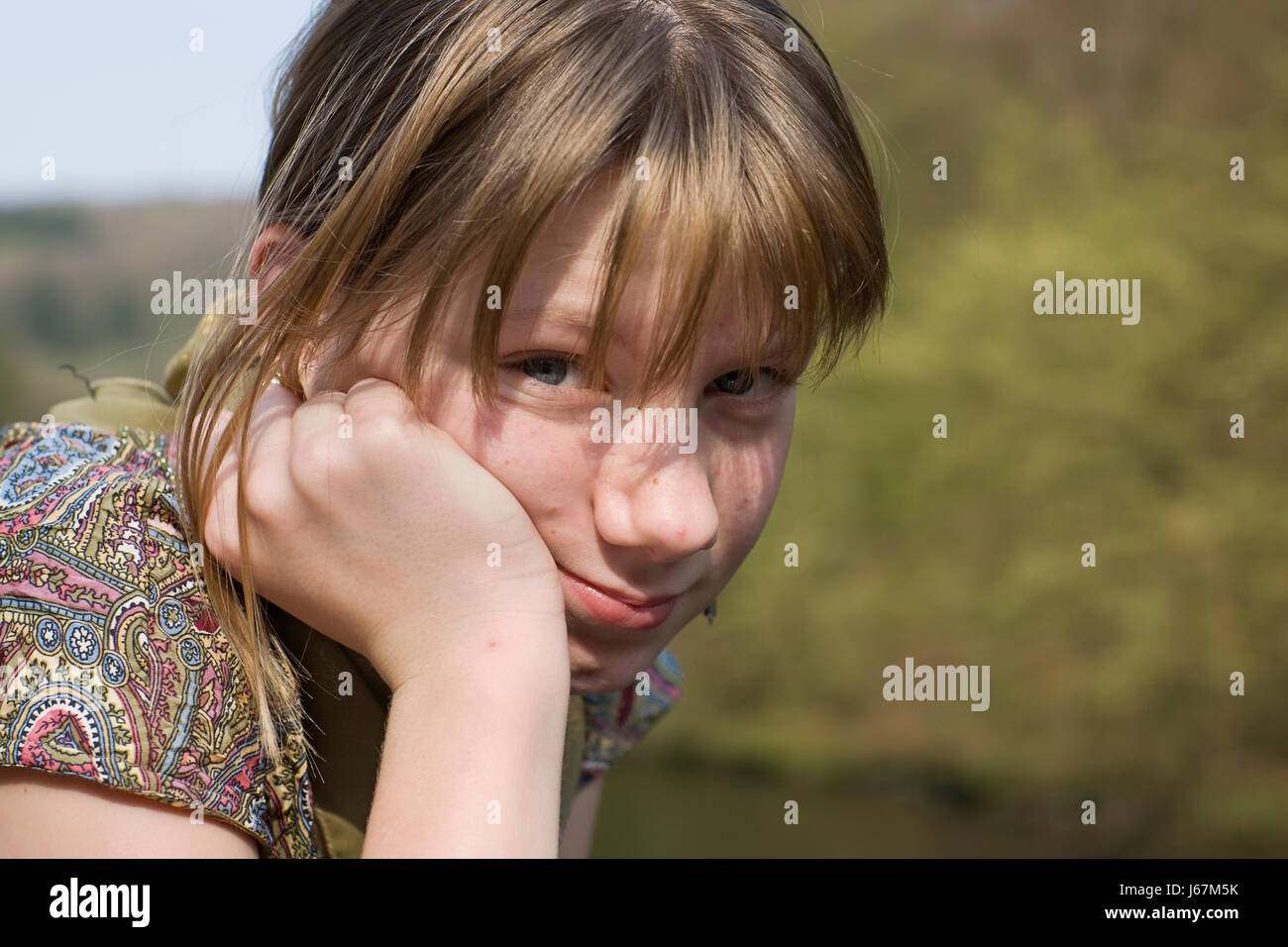 dreamy face portrait dream teenager child girl girls head dreamy face ...