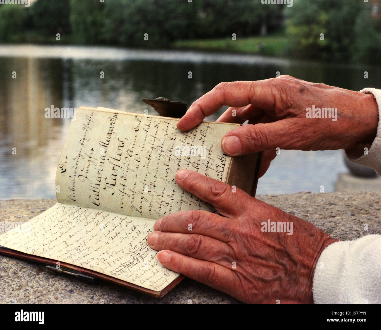 Antique handwriting hi-res stock photography and images - Alamy