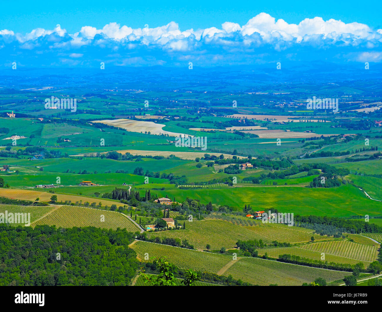 Landscape in early spring of Tuscany near Montalcino Stock Photo - Alamy