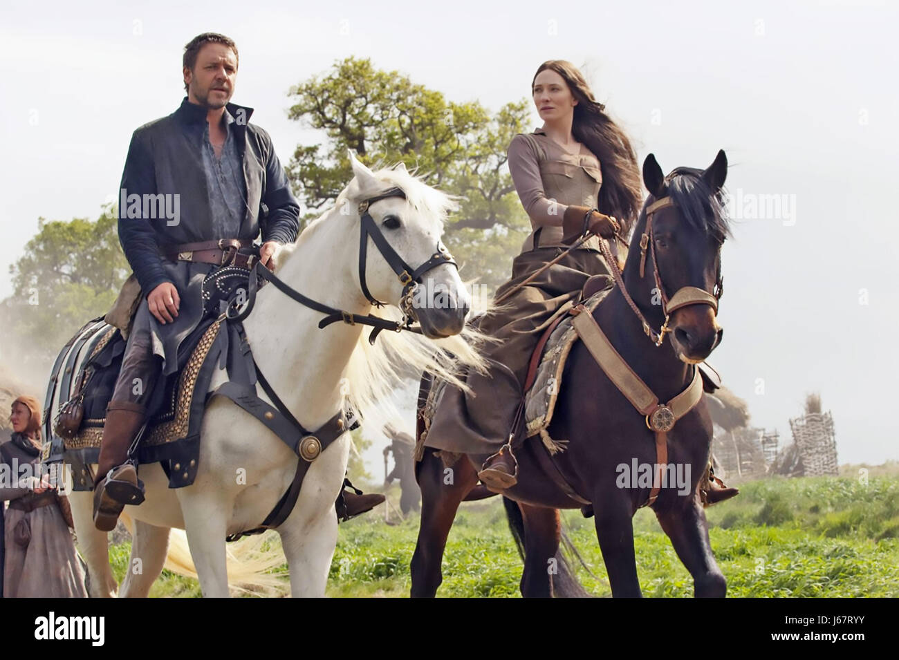 ROBIN HOOD 2010 Universal film with Russell Crowe and Cate Blanchett ...