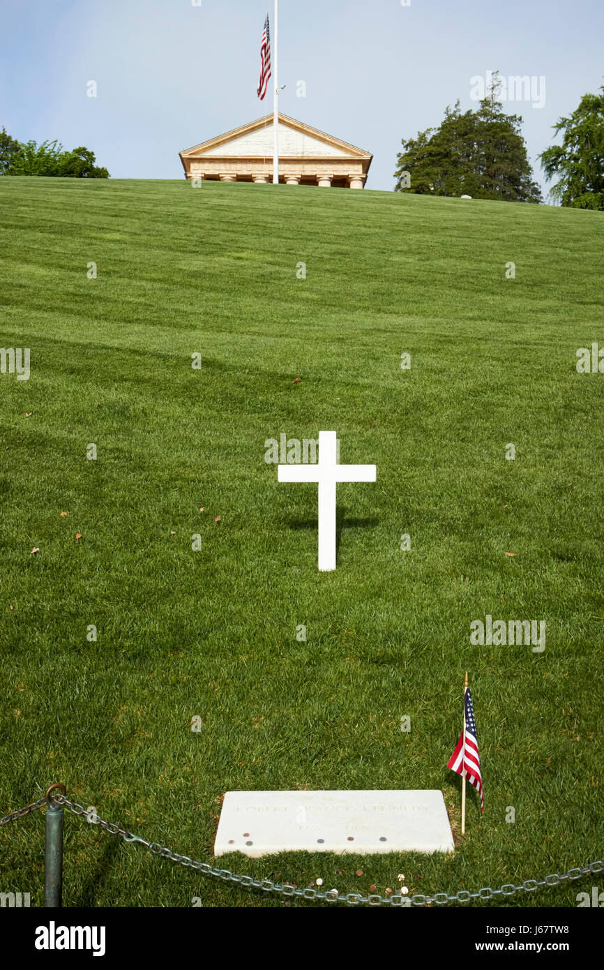 Kennedy grave site hi-res stock photography and images - Alamy