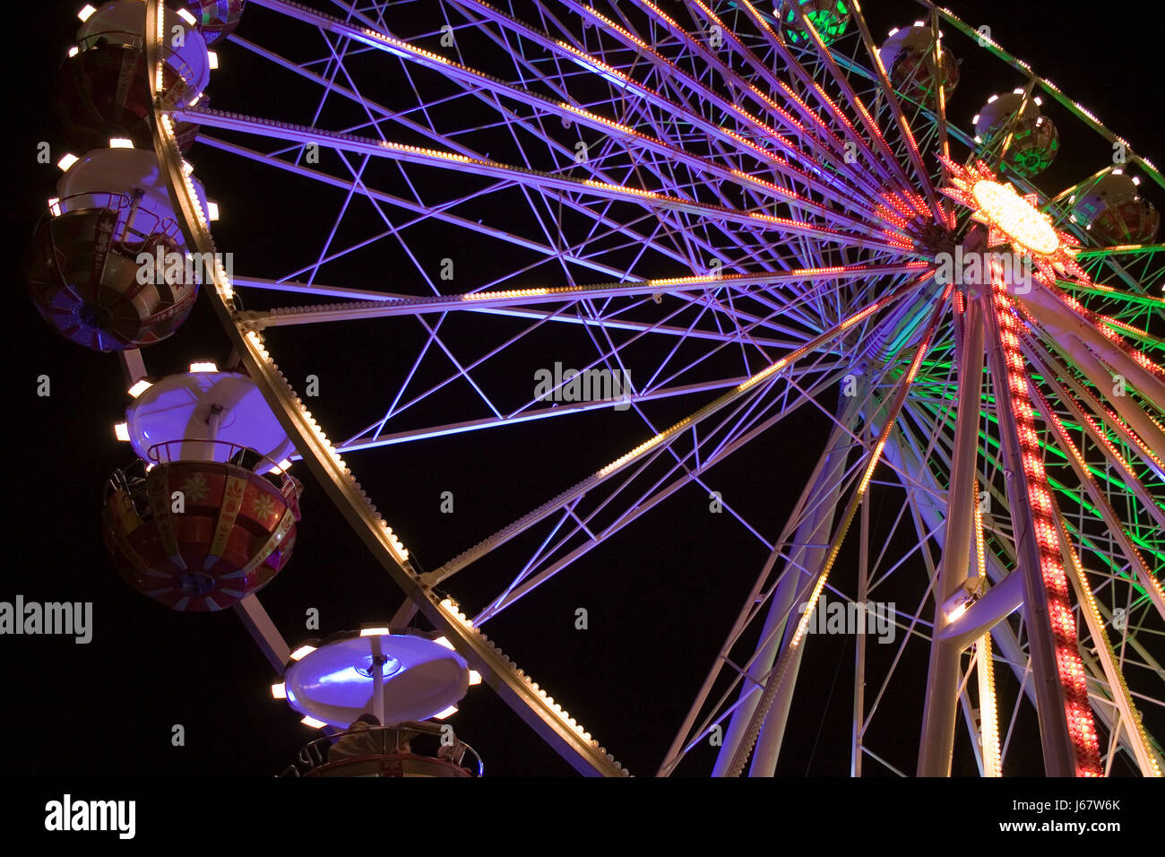 wheel circle colorful blue motion postponement moving movement ...