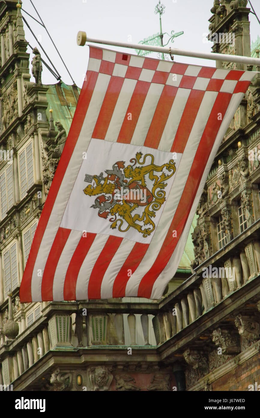 Flagge fahne bremen wappen hansestadt wehend hi-res stock photography ...