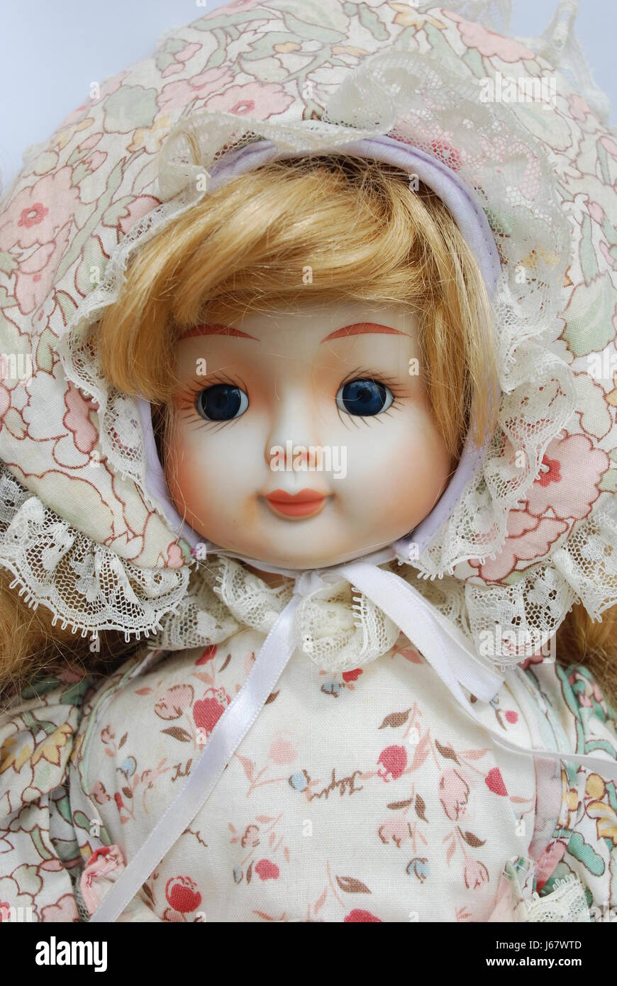 Vintage doll hi-res stock photography and images - Alamy