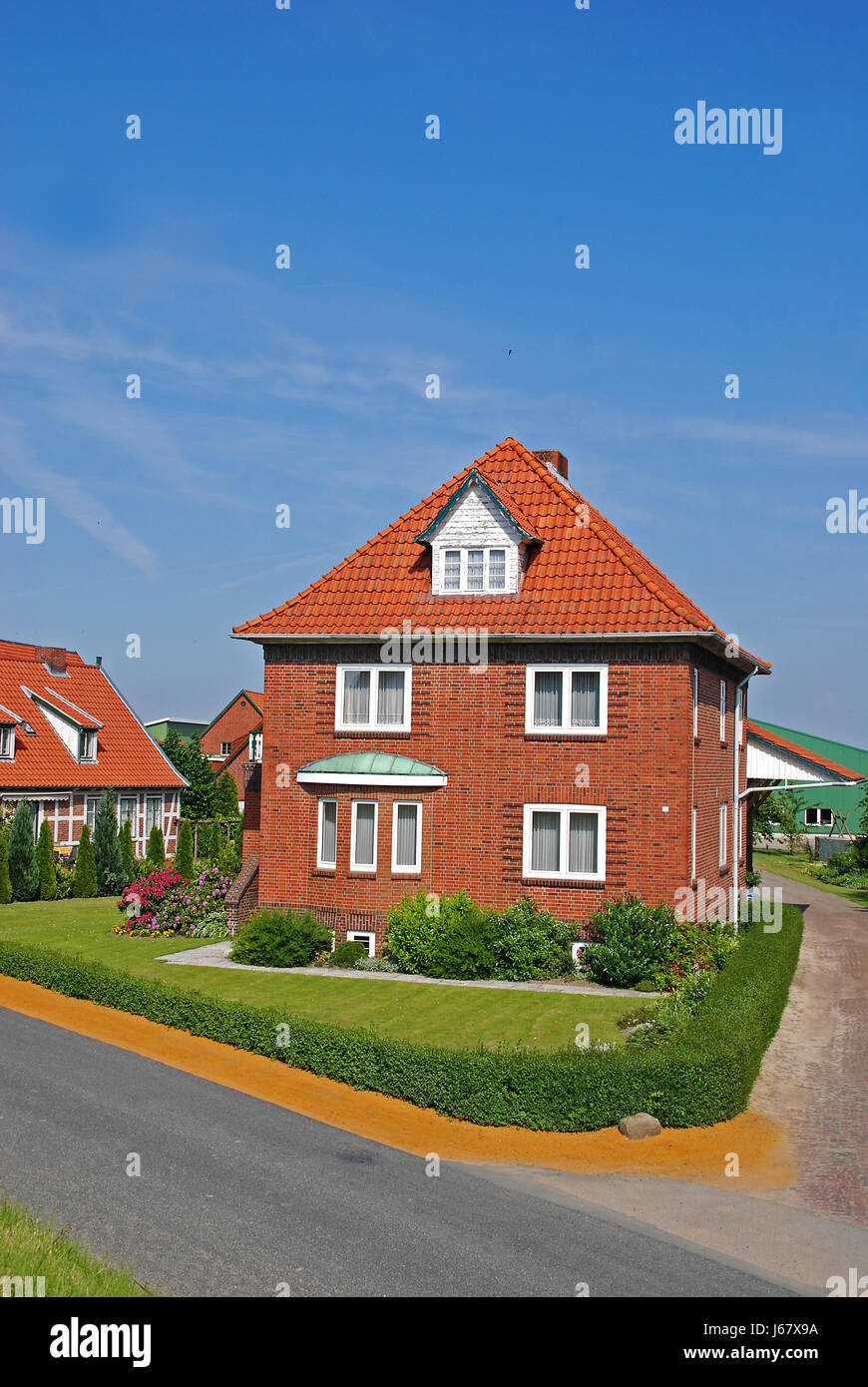 Family with multiple generations hi-res stock photography and images ...