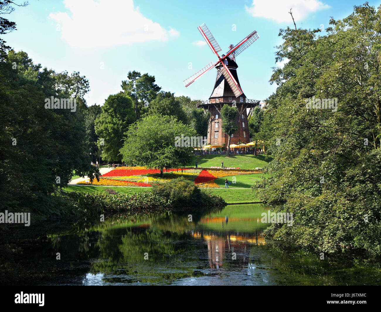 Mill wall hi-res stock photography and images - Alamy