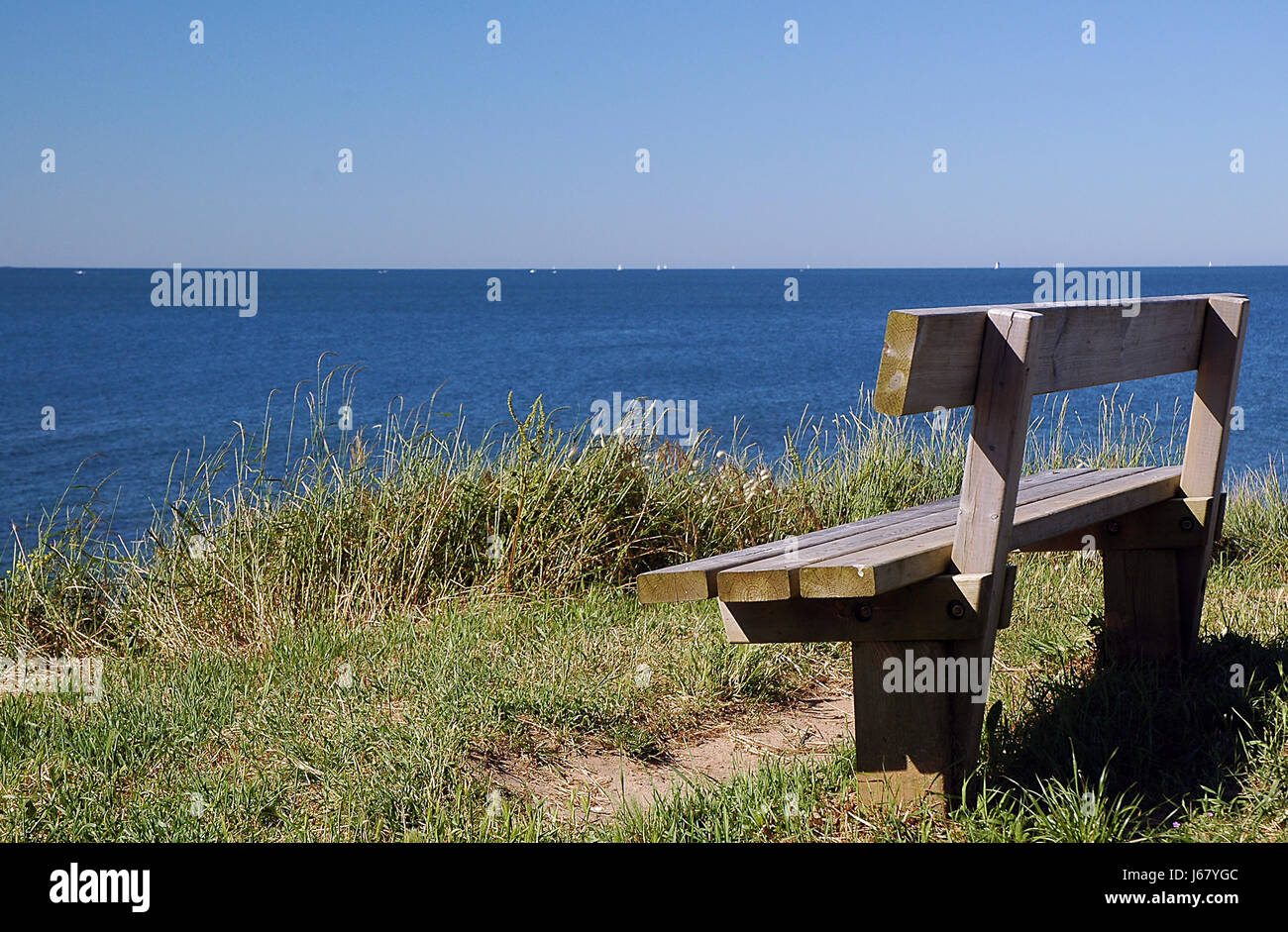 bench by the sea Stock Photo - Alamy