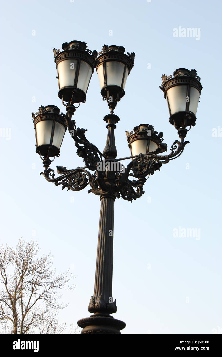lamppost street lighting Stock Photo - Alamy