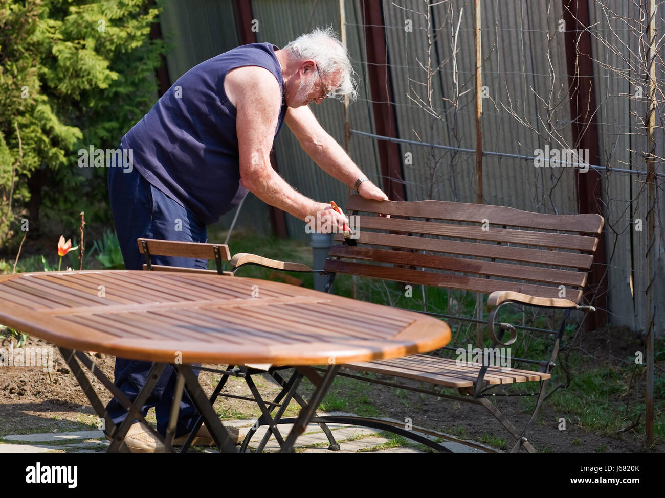 underline garden furniture Stock Photo - Alamy