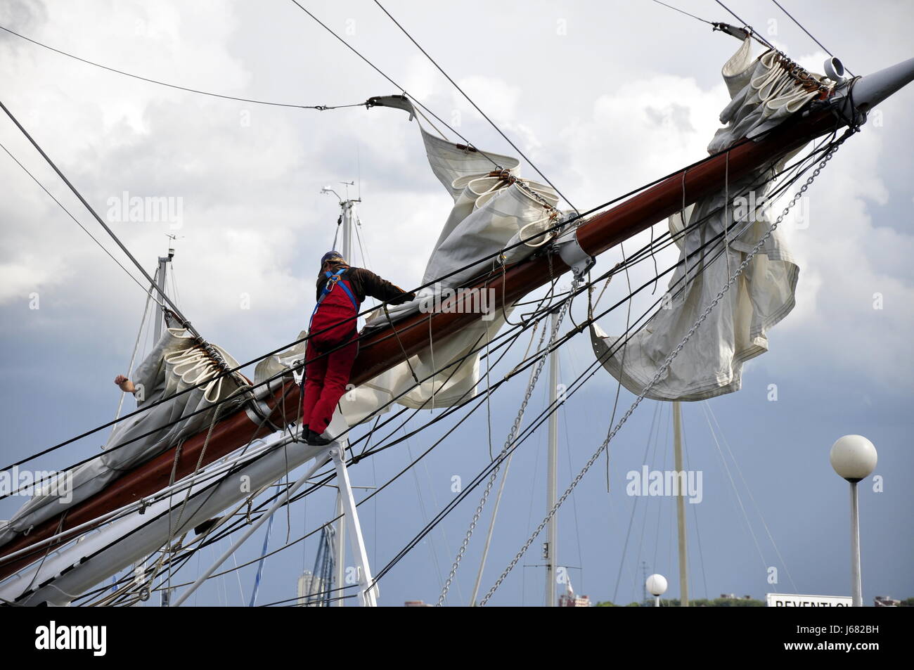 At work on ship hi-res stock photography and images - Alamy