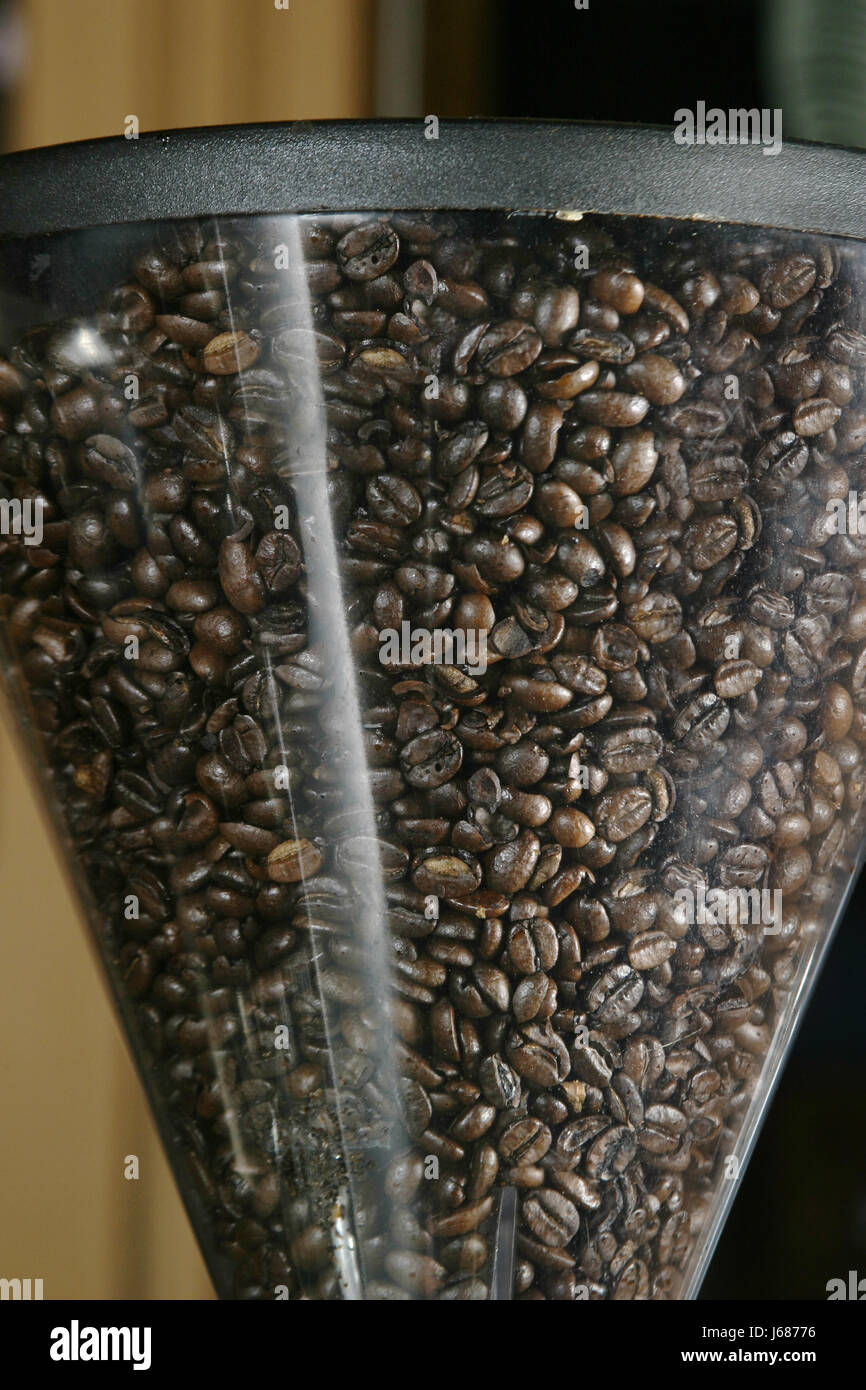 cafe coffee coffee bean hold plastic synthetic material grind espresso ...