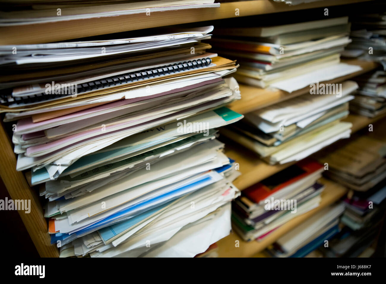 Pile sheet music hi-res stock photography and images - Alamy