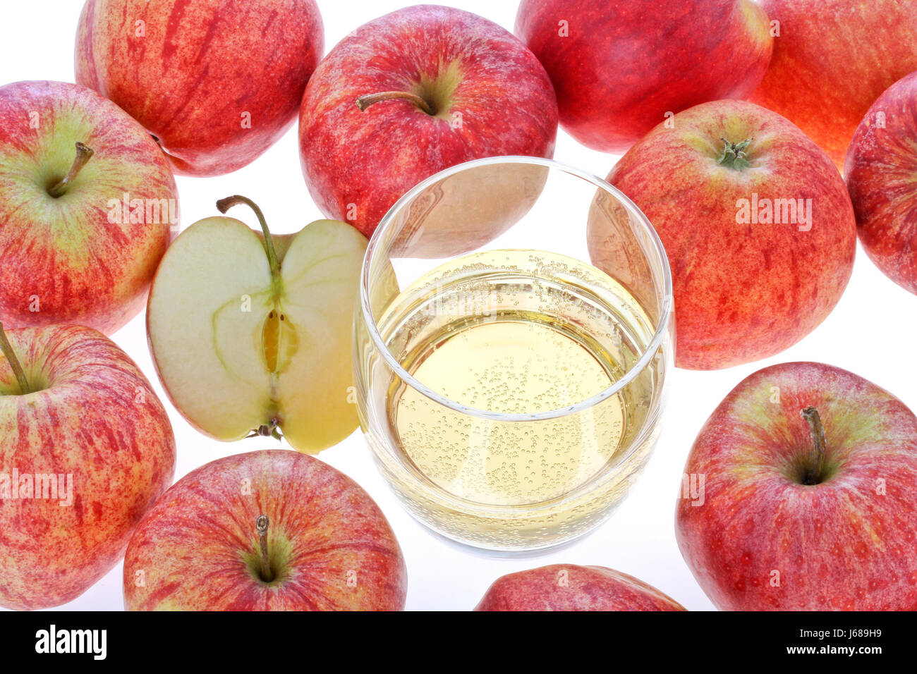 apple juice with apples Stock Photo - Alamy
