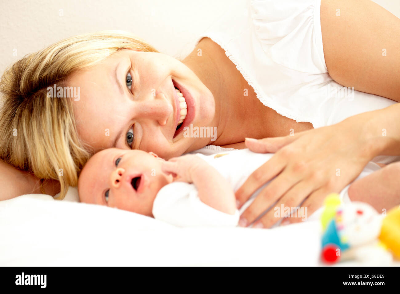 baby mother mom ma mommy mothers young younger newborn child newborn ...